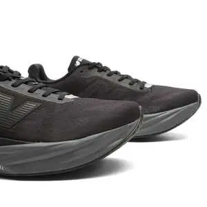 NEW BALANCE Fuelcell Rebel V5 Sneakers