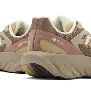 NEW BALANCE Freshfoam Sneaker