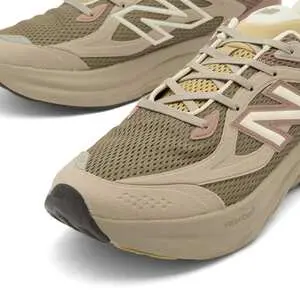 NEW BALANCE Freshfoam Sneaker
