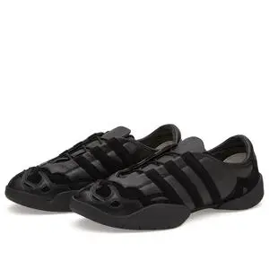 Y3 Regu 2002 Sneakers
