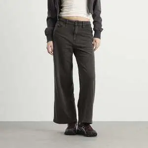 Good American Jeanius Crop Good Skate Sweatpants