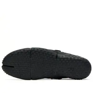 Nike X Skims Mesh Rift Sneaker