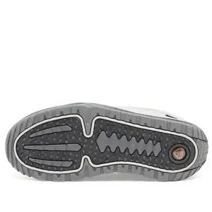 Nike Izy Sneaker