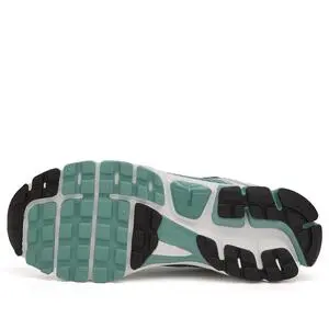 Nike Zoom Vomero 5 News W Sneaker - White/grey/platinum