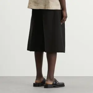 Studio Nicholson Fowld Pleated Short