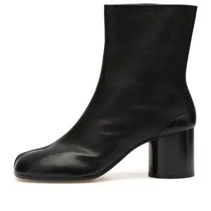 MAISON MARGIELA Tabi Ankle Boots