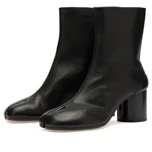MAISON MARGIELA Tabi Ankle Boots