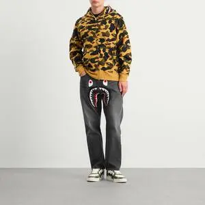 A BATHING APE Shark Loose Fit 13oz Denim Jeans - Black