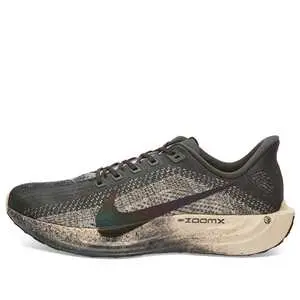 Nike Running Pegasus Plus Sneaker