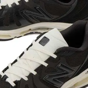 NEW BALANCE X Jjjjound 1890 Sneaker - Black