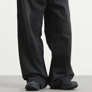 Balenciaga Hamptons Worn Out Sneaker