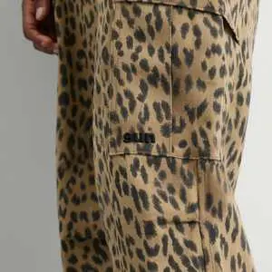SUNDAYFRUITMARKET Sun Cargo Pants
