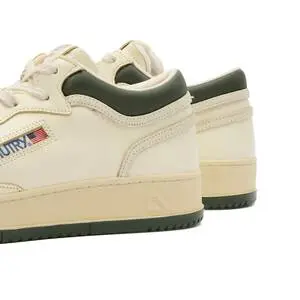 AUTRY Med-way Mid Leather Sneaker