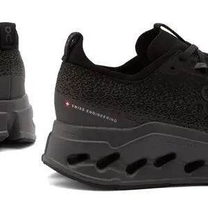 On Cloudsurfer Max Sneakers
