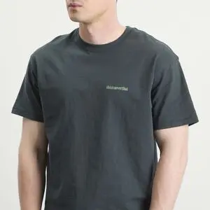 THISISNEVERTHAT Giraffe T-shirt