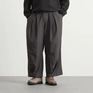 ANGLAN Valley Tuck Trousers