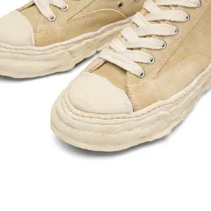 Mihara Yasuhiro Peterson 23 Vintage Suede Low-top Sneakers - White