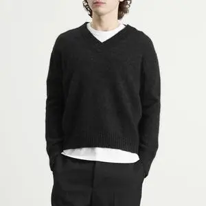 SECOND / LAYER Vexed V-neck