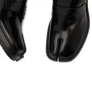 MAISON MARGIELA Tabi County Loafer