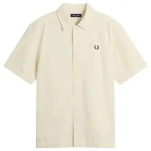 Fred Perry Logo Shirt - Ecru