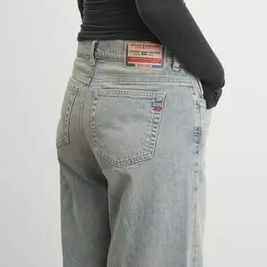 DIESEL® 1978 D-akemi Wide Leg Jeans - Blue