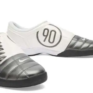 Nike Total 90 Sneaker