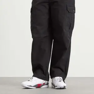 JORDAN 8 Retro Sneaker