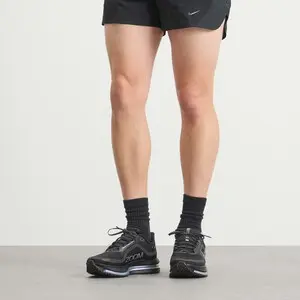 Nike Pegasus Premium Sneaker