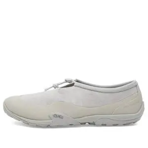 NEW BALANCE Mt10 Sneaker