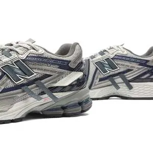 NEW BALANCE 1906 Sneaker