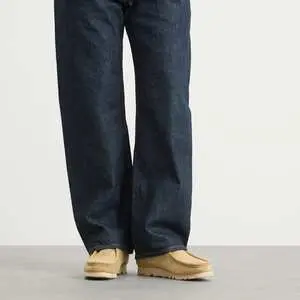 Clarks Wallabee Gtx Suede Lace-up