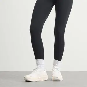 Nike Vomero Plus Ess Sneaker