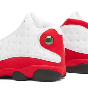 JORDAN 13 Retro Sneaker