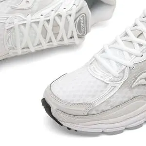 Saucony Progrid Omni 9 Sneaker