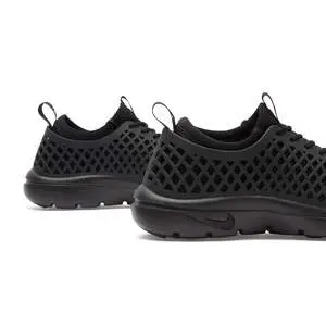 Nike Rejuven8 Run Og Qs Sneaker