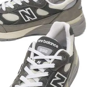 NEW BALANCE 992 Sneaker