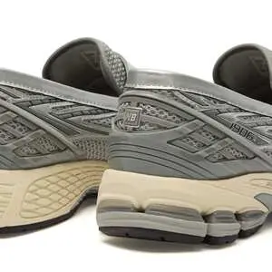 NEW BALANCE U1906lae