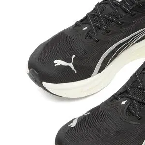 PUMA Deviate Nitro 4 Sneaker - Black/white/silver