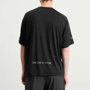 AND WANDER X Altra T-shirt