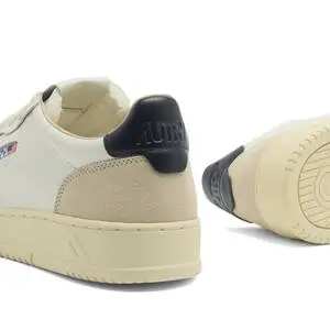 AUTRY 01 Low Leather And Suede Sneakers - White/navy