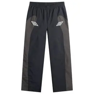 UMBRO BY SLAM JAM Guarding Tracksuit Pant - Black/charcoal