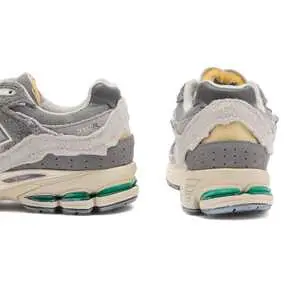 NEW BALANCE M2002rda