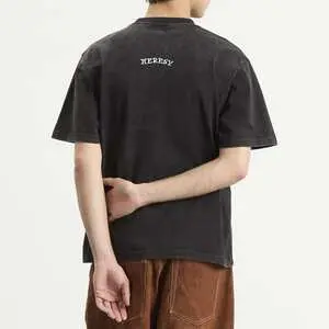 HERESY Arch Pocket T-shirt