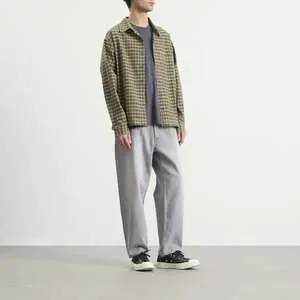 BEAMS Wide Pleated Taper Denim Jeans - Grey