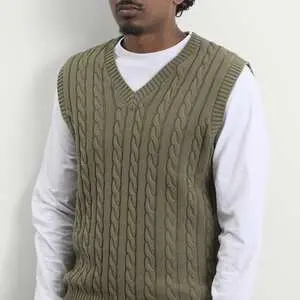 BEAMS Cable Knit Vest - Olive