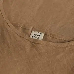 BASERANGE Dydine Top