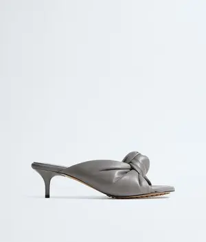 Bottega Veneta Cherry Mule - Basalt