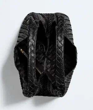 Bottega Veneta Large Campana Hobo Bag In Fondant - Black