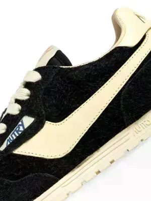AUTRY Windspin Suede Sneakers
