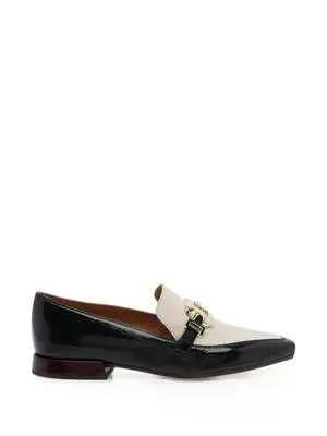 Chie Mihara Gildo Buckle-detail Loafers - Black